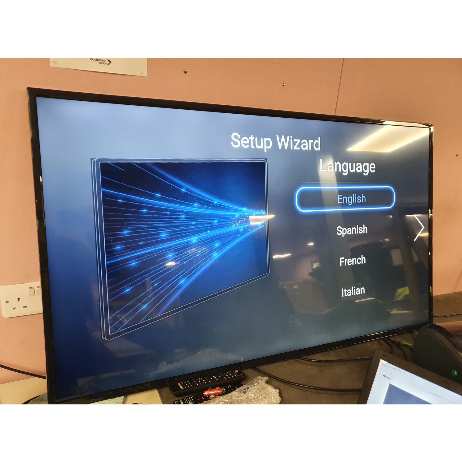 Refurbished electriQ 55" 4K Ultra HD with HDR LED Freeview HD Smart TV ...